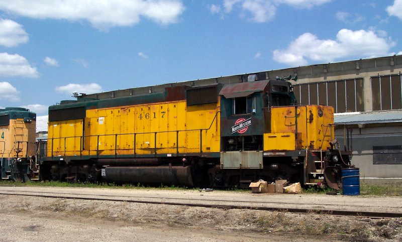 CNW 4617 under repair